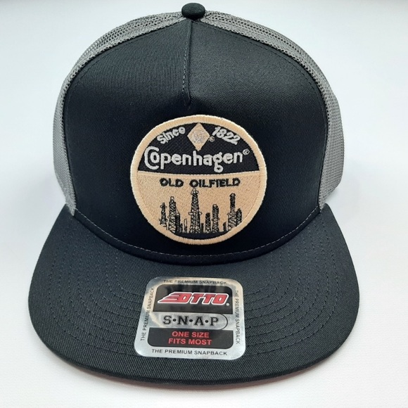 OTTO | Accessories | Copenhagen Old Oilfield Patch Flat Bill Mesh ...